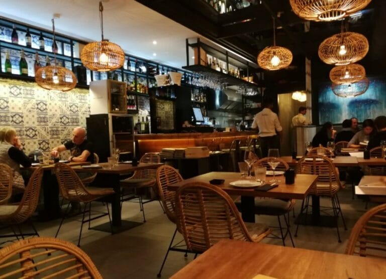 LOS 12 MEJORES Restaurantes en Playa de Aro - VERIFICADOS POR CASALUJO.ES